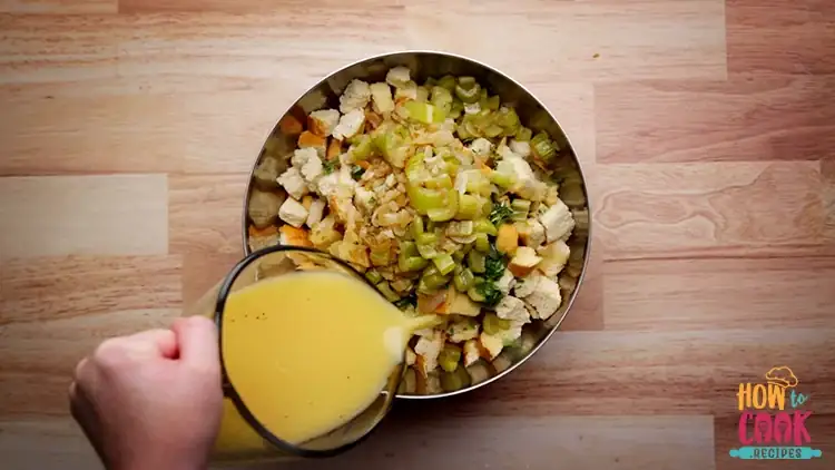 Perfect Classic Stuffing Recipe (Steps with Video!) | How To Cook.Recipes